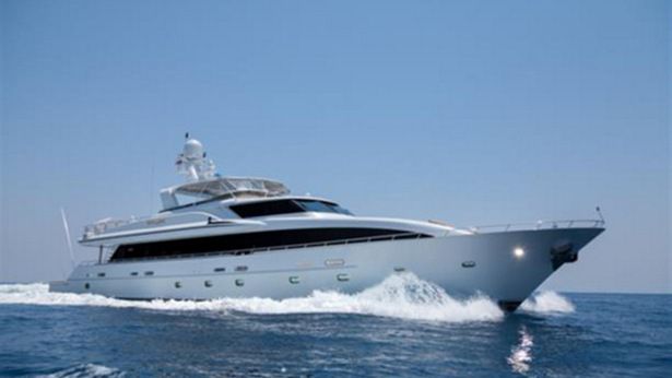 Price cut on Crescent superyacht Valkyrie at Worth Avenue